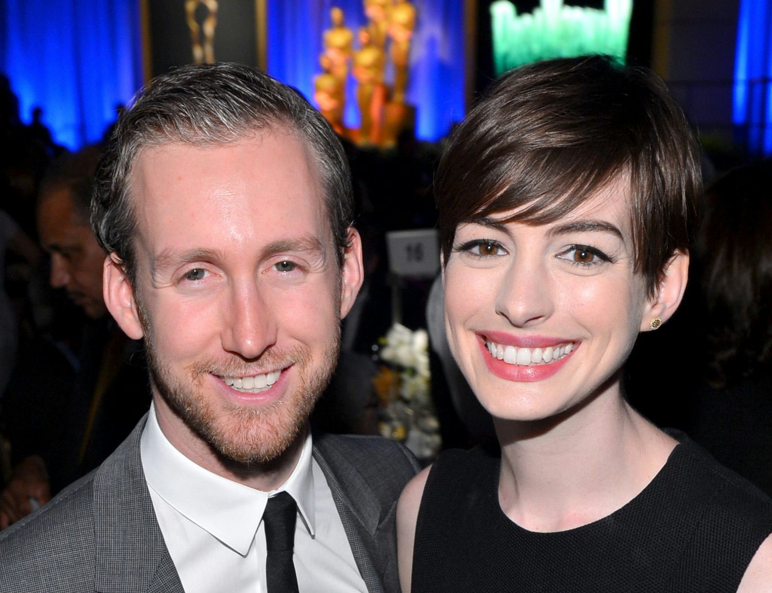 Anne Hathaway Is Pregnant With Her First Child With Adam Schulman