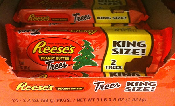 The Reese's Tree Controversy Is Taking Over Twitter, & These Are The ...