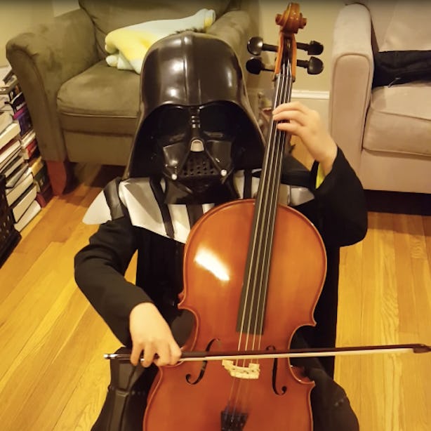 7-Year-Old Dressed As Darth Vader Plays His Own Theme Song On The Cello ...