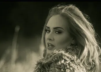 Adele Performed Hello In Paris At The Nrj Music Awards Made Us Fall