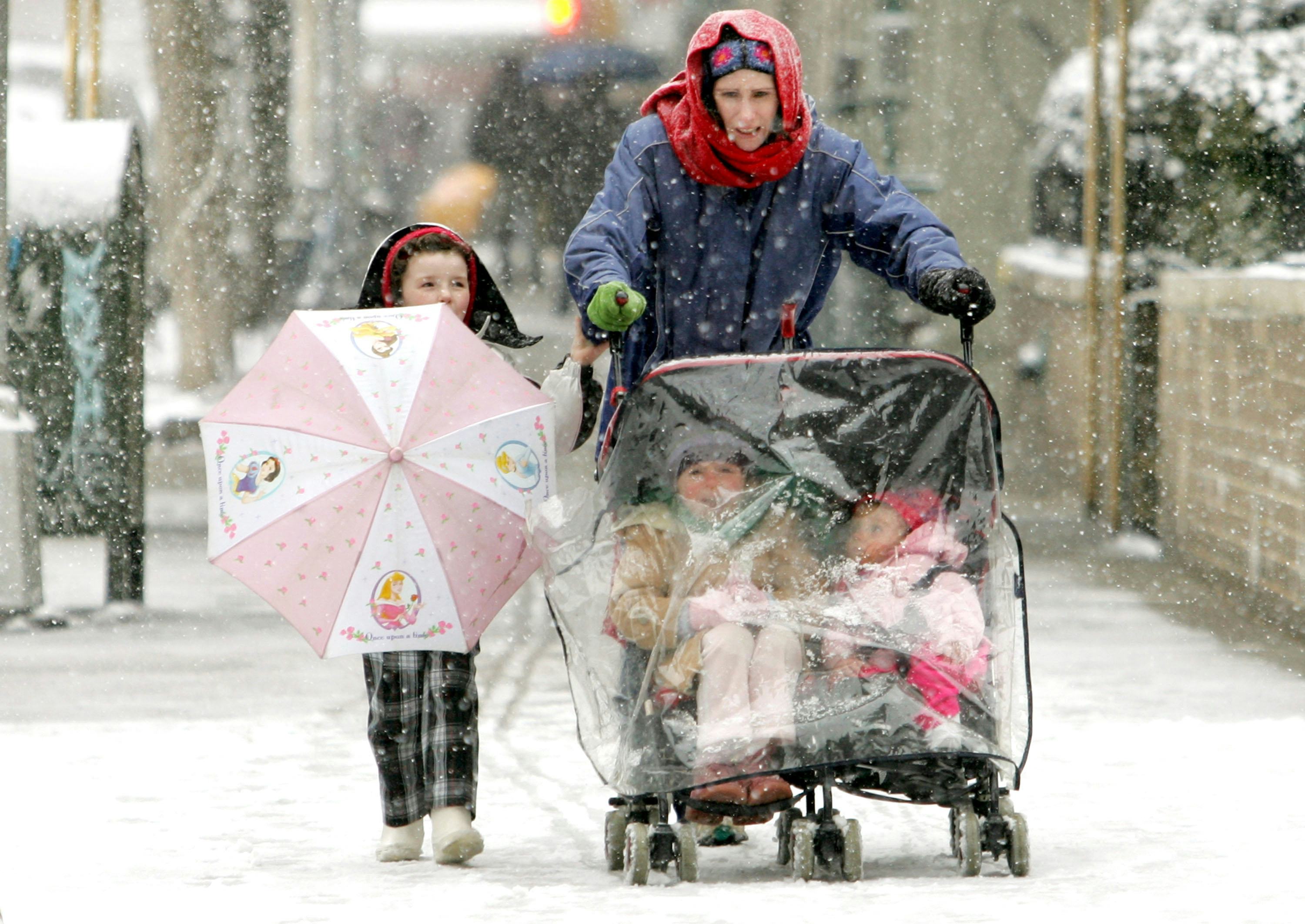 What Are The Biggest Cold Weather Risks For Babies? Here's What You ...