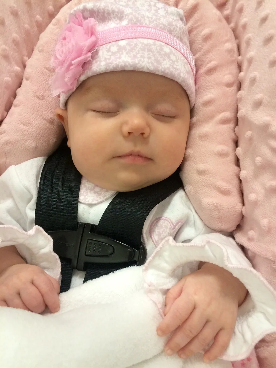 4 SIDS Car Seat Risks Most Parents Ignore, But Shouldn't