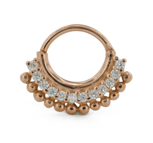 11 Unique Septum Rings To Get For Your Piercing