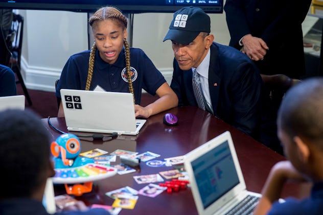 8 Of President Obama's Best Quotes About Reading