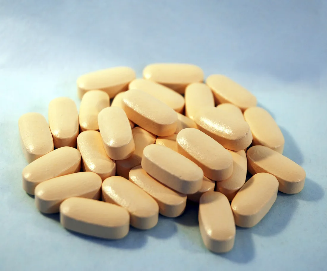 11 Common Medications That Can Be Addictive, According To Experts