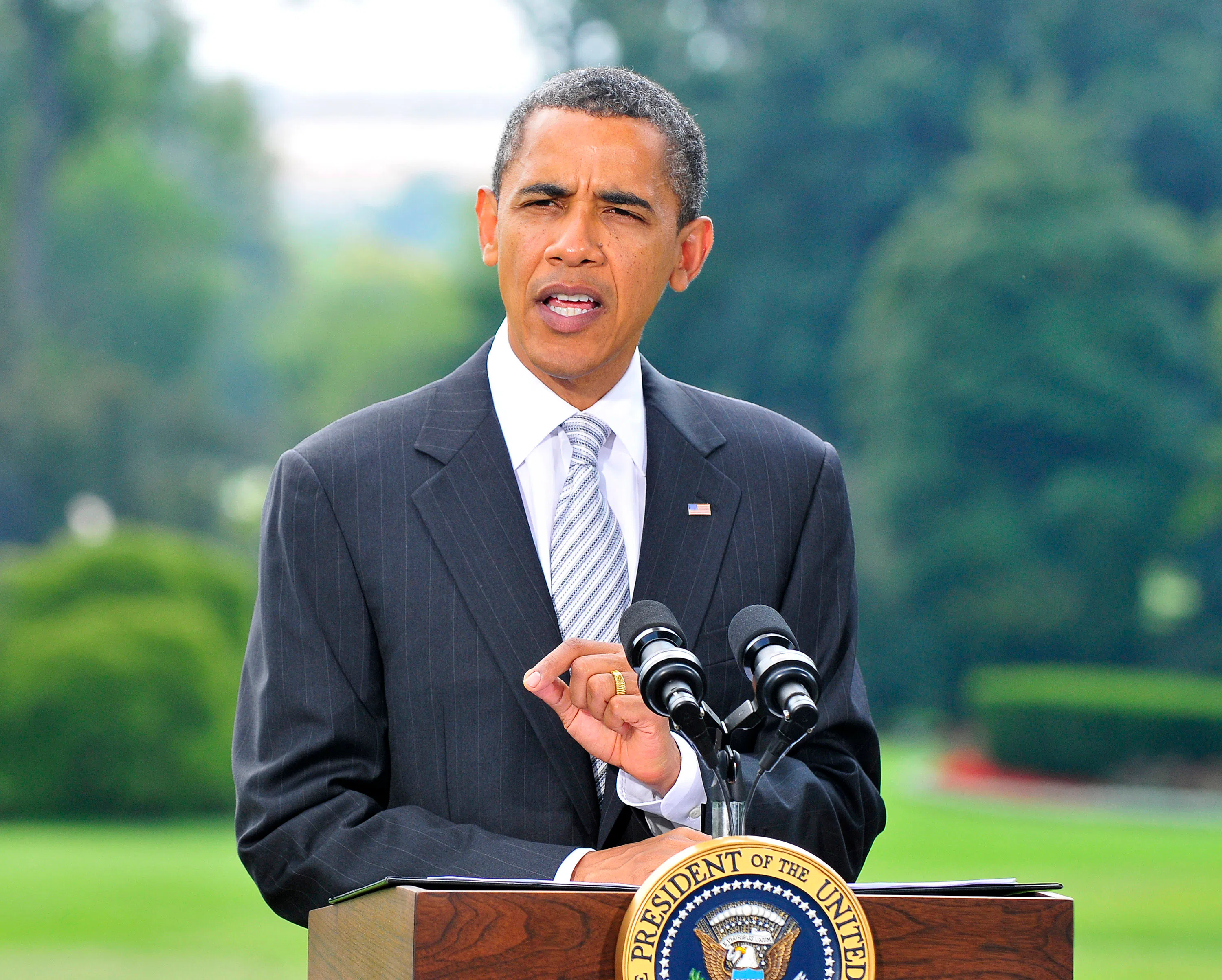 20 Photos of Obama's Evolution From Eager Young Man to World-Weary ...