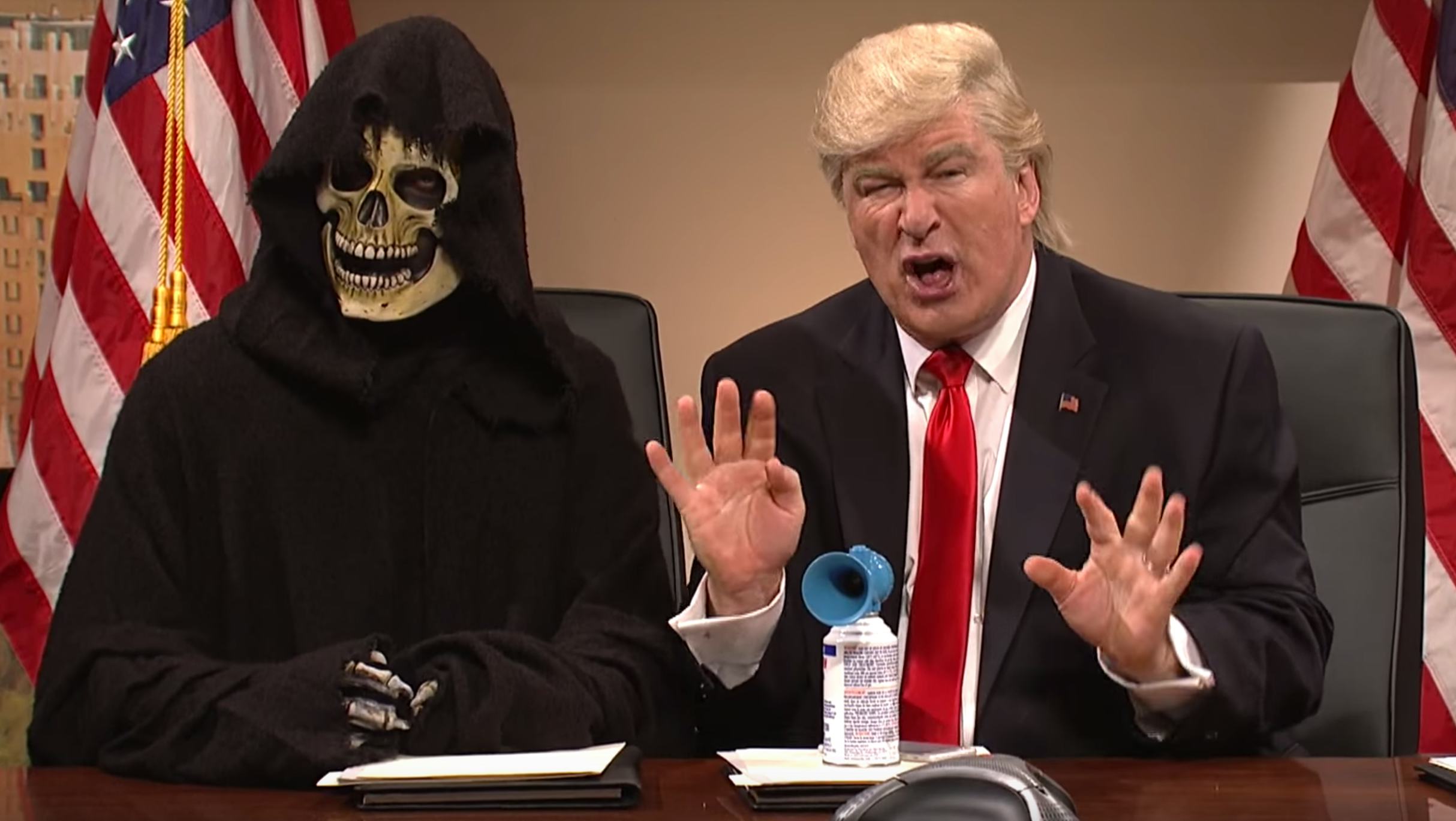 Trump Tweets About 'SNL's Trump Tweets Sketch, & It's "Sad"