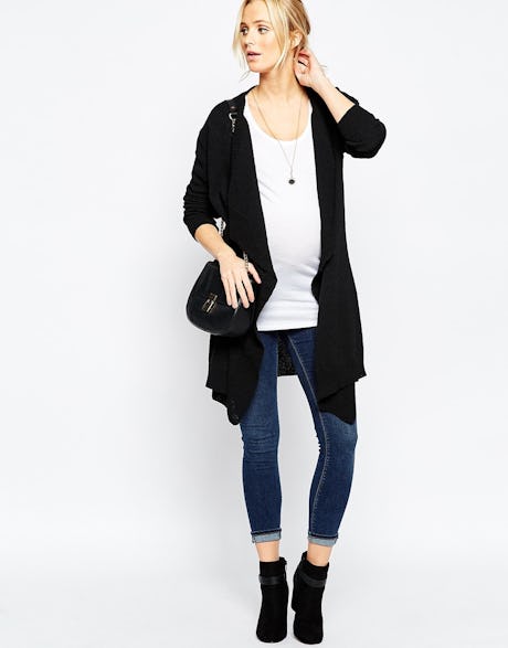 9 Ways To Turn Non-Maternity Clothes Into Pregnancy-Friendly Outfits