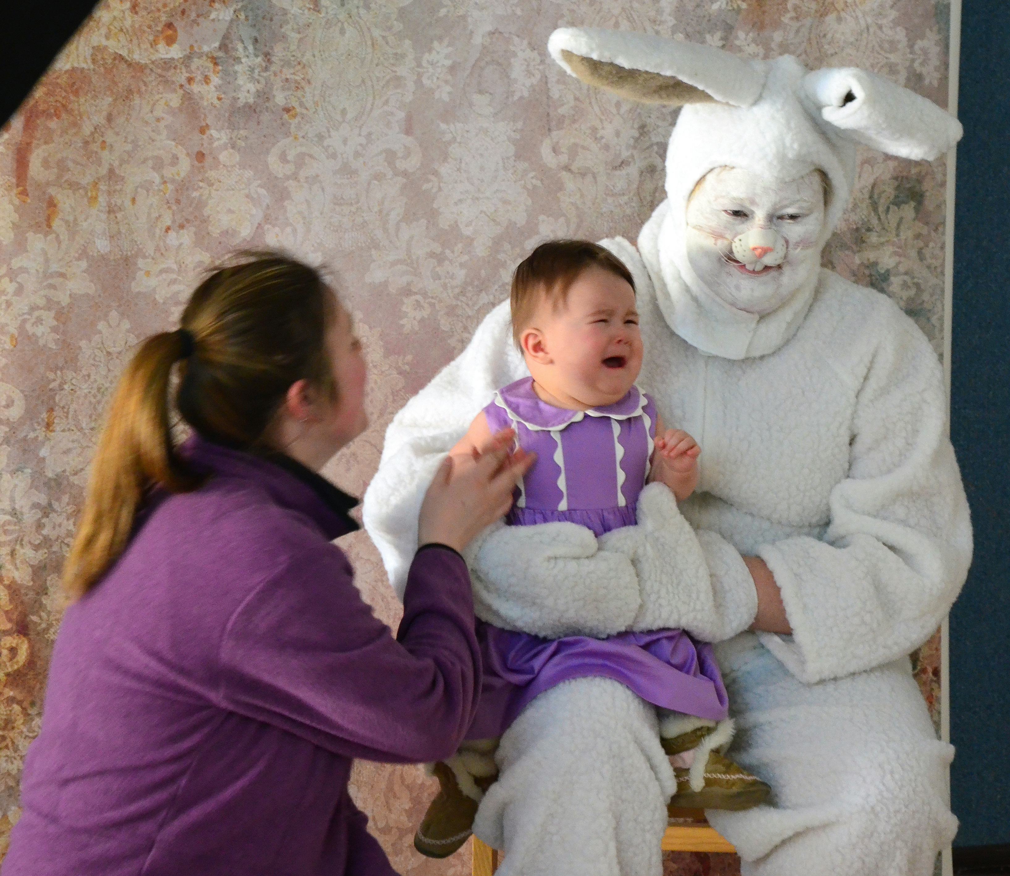How To Survive A Photo Session With The Easter Bunny