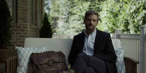 What Book Is Thomas Yates Writing On 'House Of Cards'? The Novel Could ...