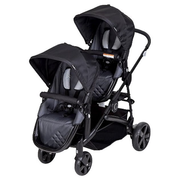 9 Double Stroller Hacks That Every Parent Of 2 Should Know