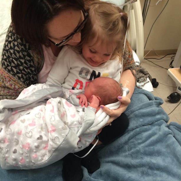 I'm Tandem Breastfeeding & This Is What It's Like