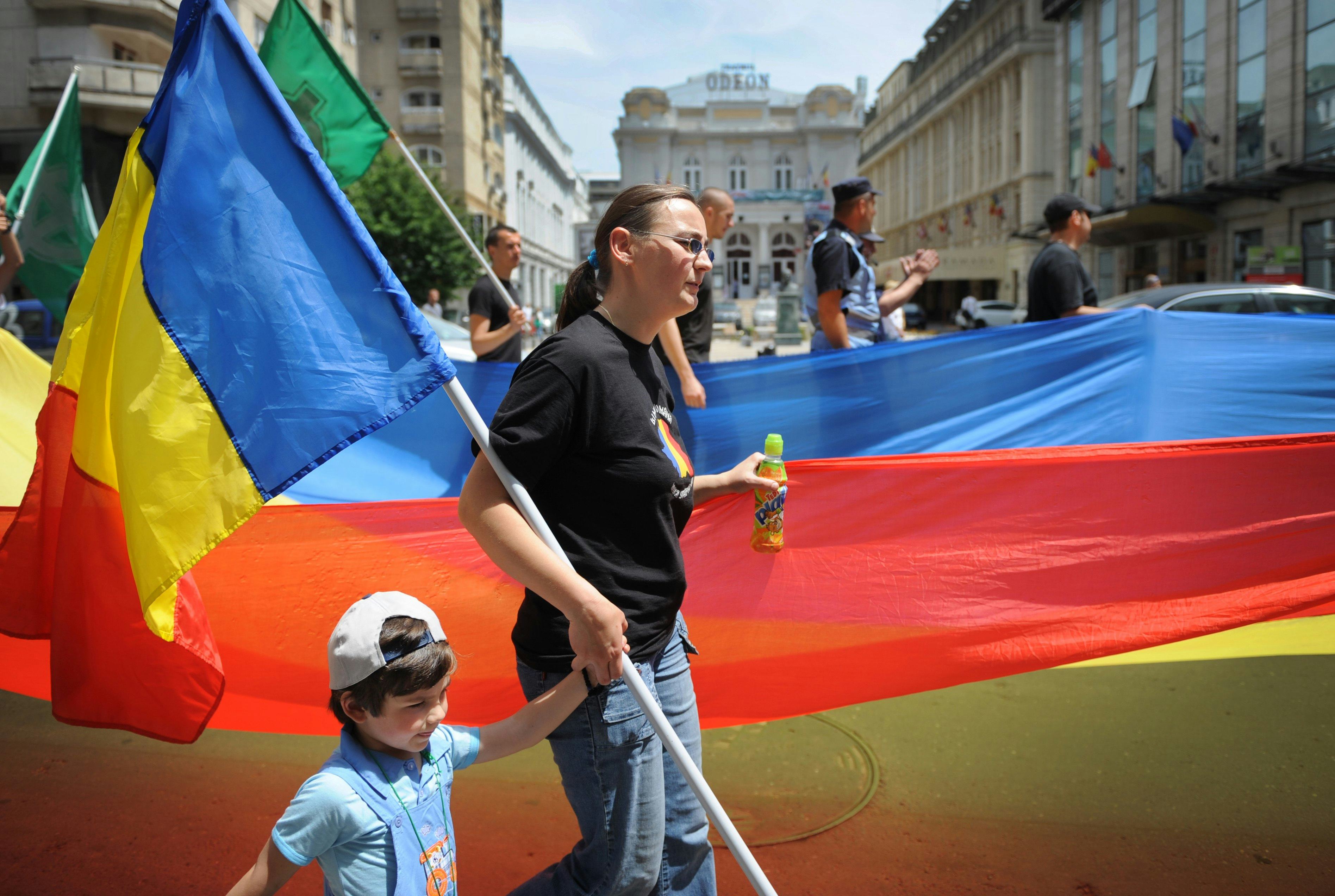 7 Ways To Teach Your Kids To Be LGBT Allies