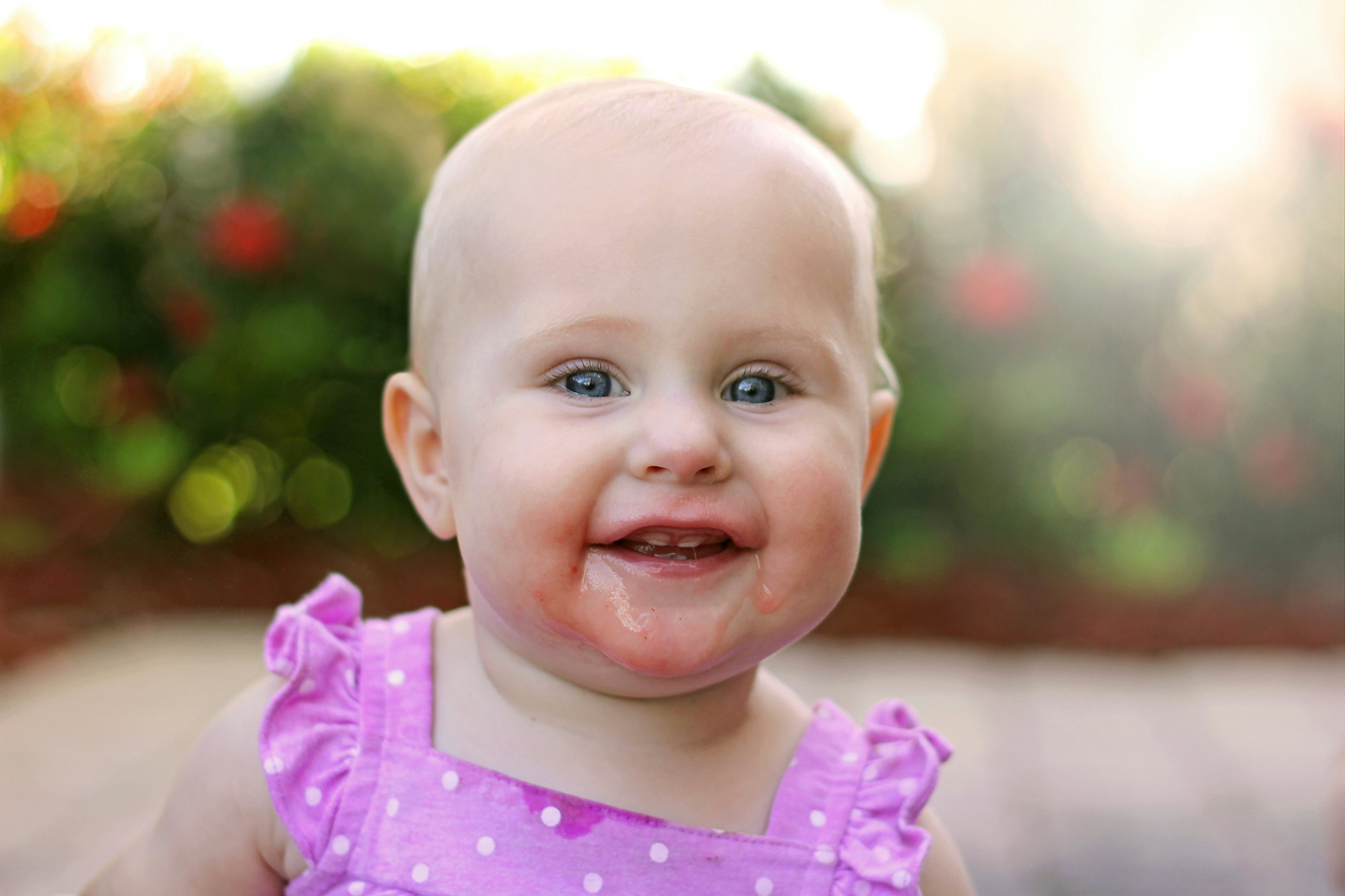 9 Signs Your Baby Is Teething, & Not Just Crying