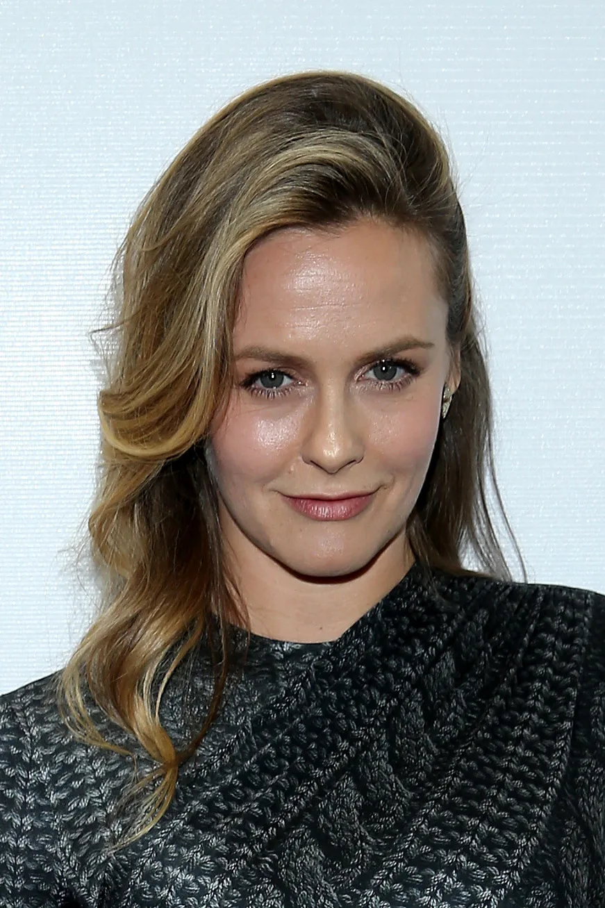8 Celebrities Who Are Hippie Parents & Proud Of It