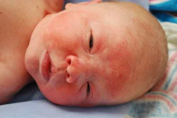 I Thought I'd Love Having An Unmedicated Birth, But I Was Wrong