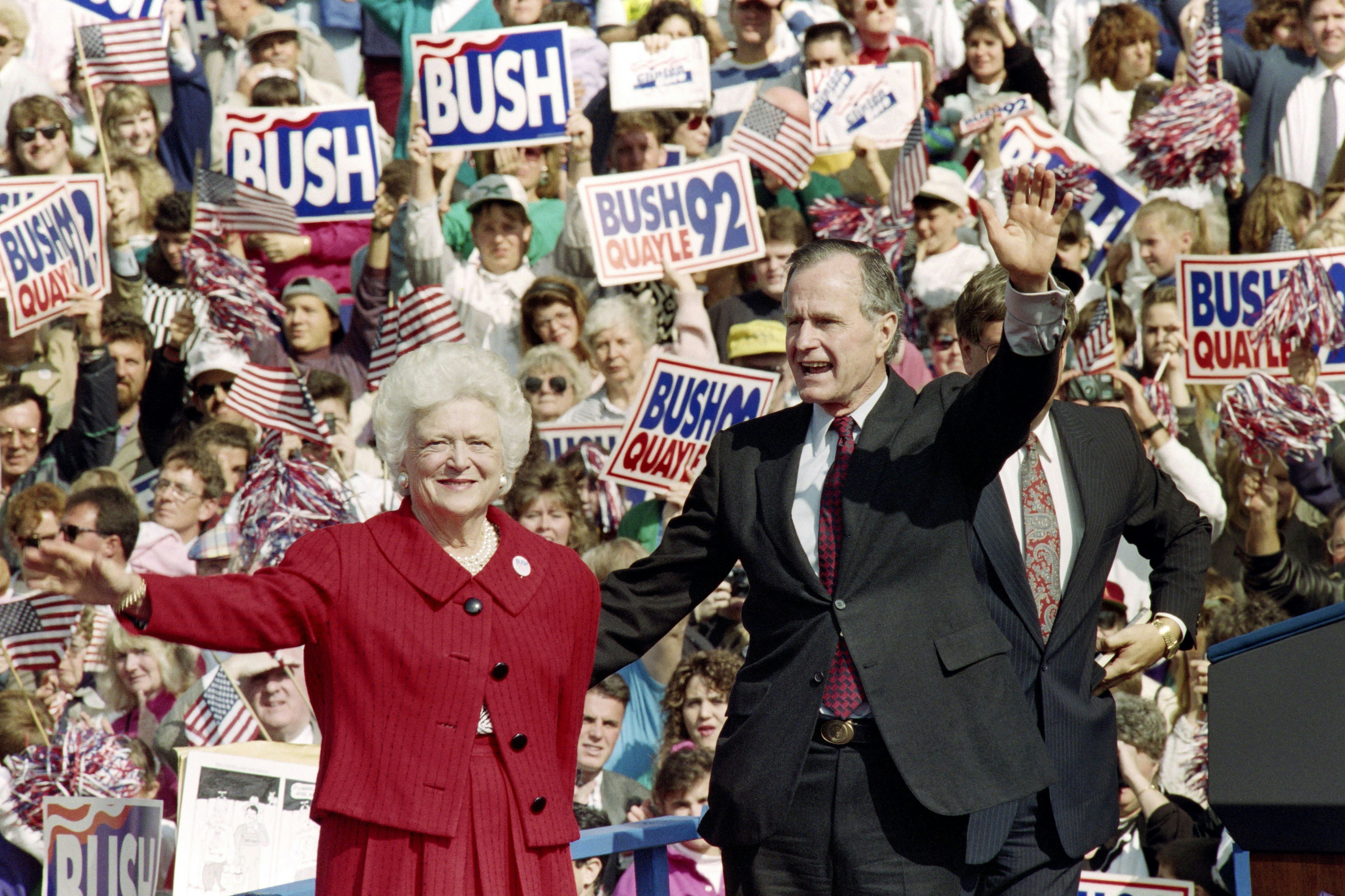 George HW Bush’s Net Worth Shows He's A Texas Oil Magnate Turned ...
