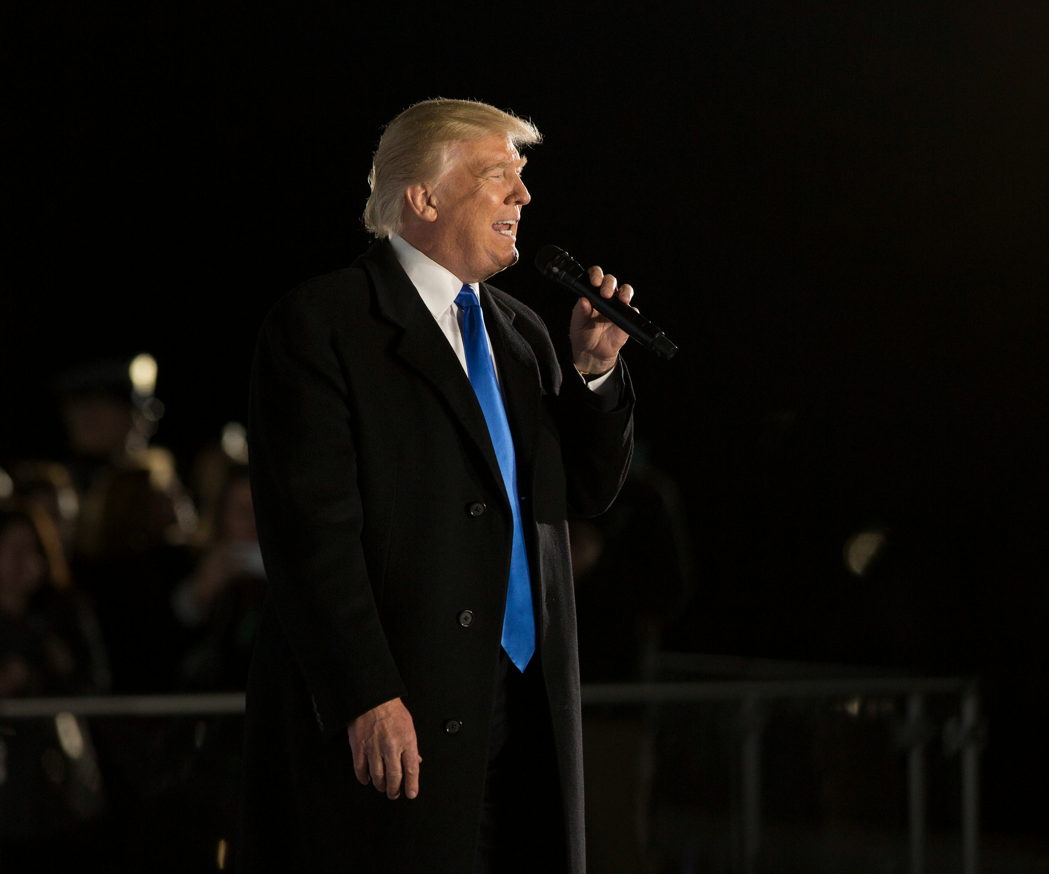 13 Author Quotes About Donald Trump That Express How So Many Feel On ...