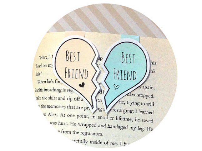 10 Literary Galentine's Gifts For Your Book-Loving BFFs