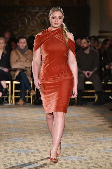 Christian Siriano's NYFW Show Featured 10 Plus Size Models — PHOTOS