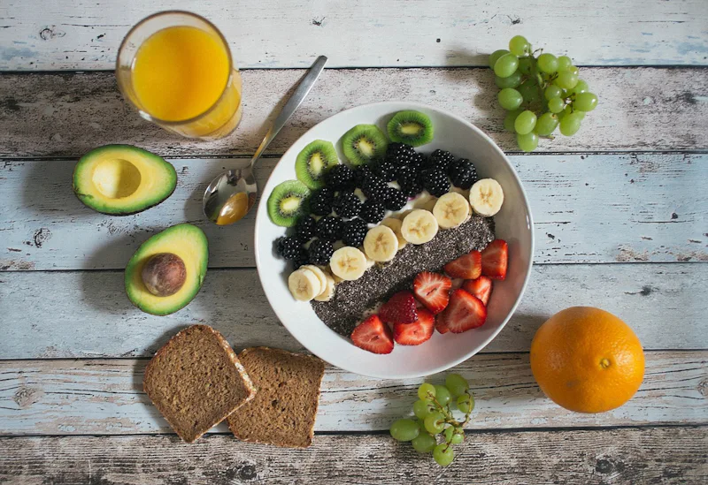 9 Signs You're Cutting Out Too Many Carbs From Your Diet, According To ...