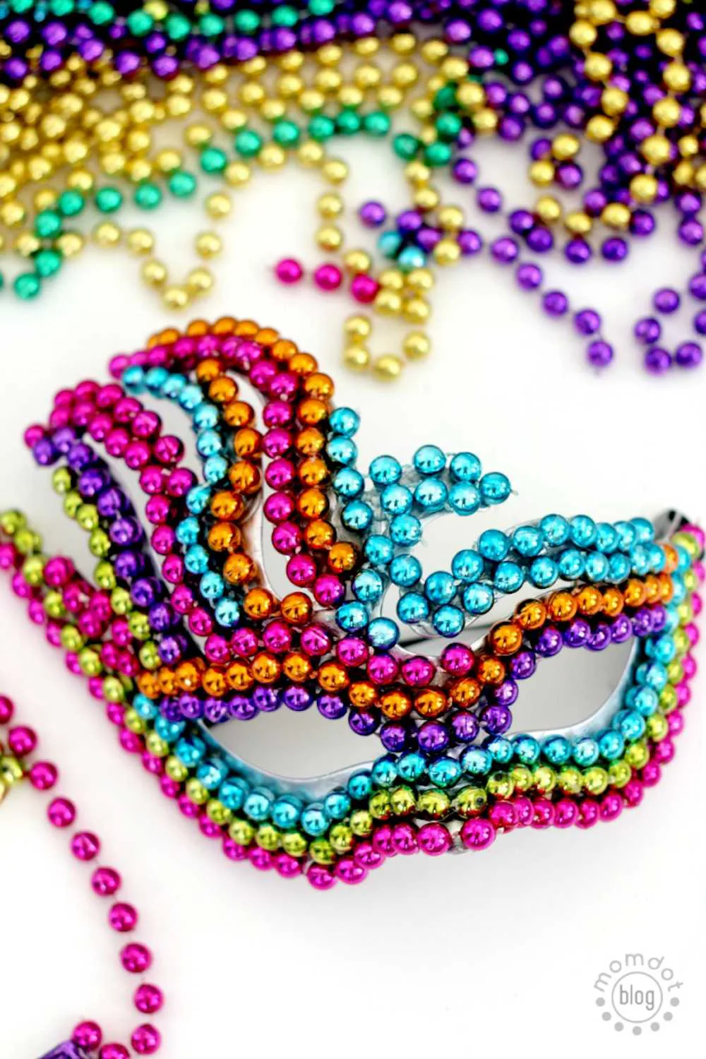 11 Mardi Gras DIY Projects To Try Out & Celebrate Fat Tuesday