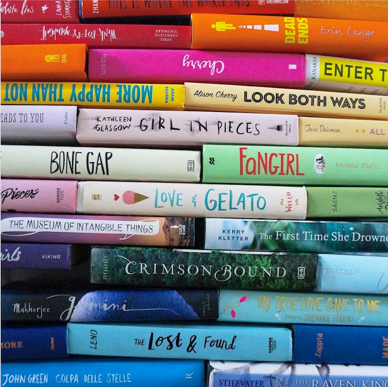 12 Inspiring Ways To Organize Your Book Collection, So You Always Take ...