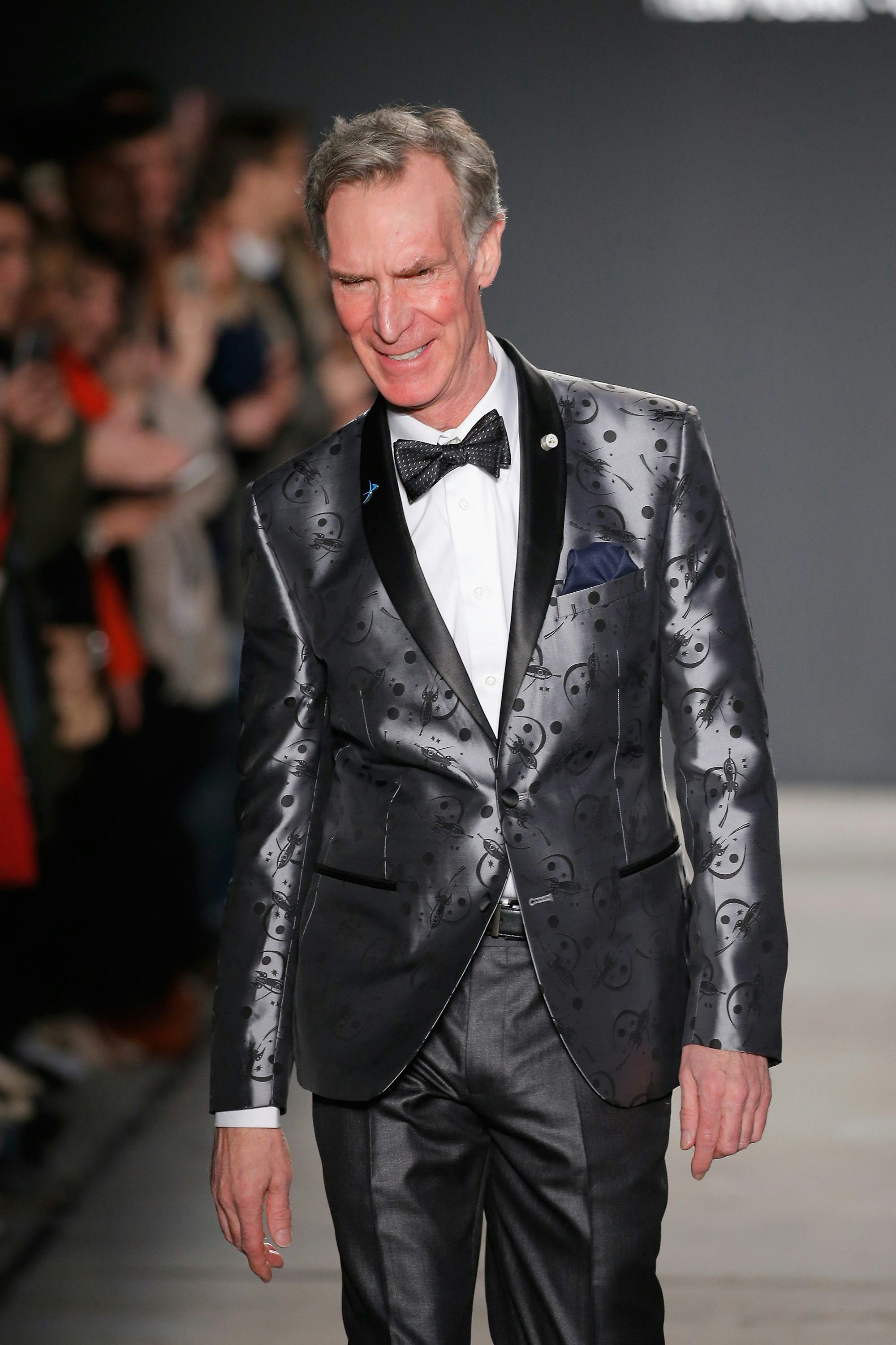Bill Nye The Science Guy's Runway Debut Will Be Everything To Fans Of ...