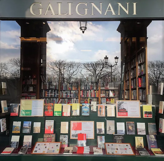 13 Literary Locations In Paris That Every Book-Lover Needs To Visit