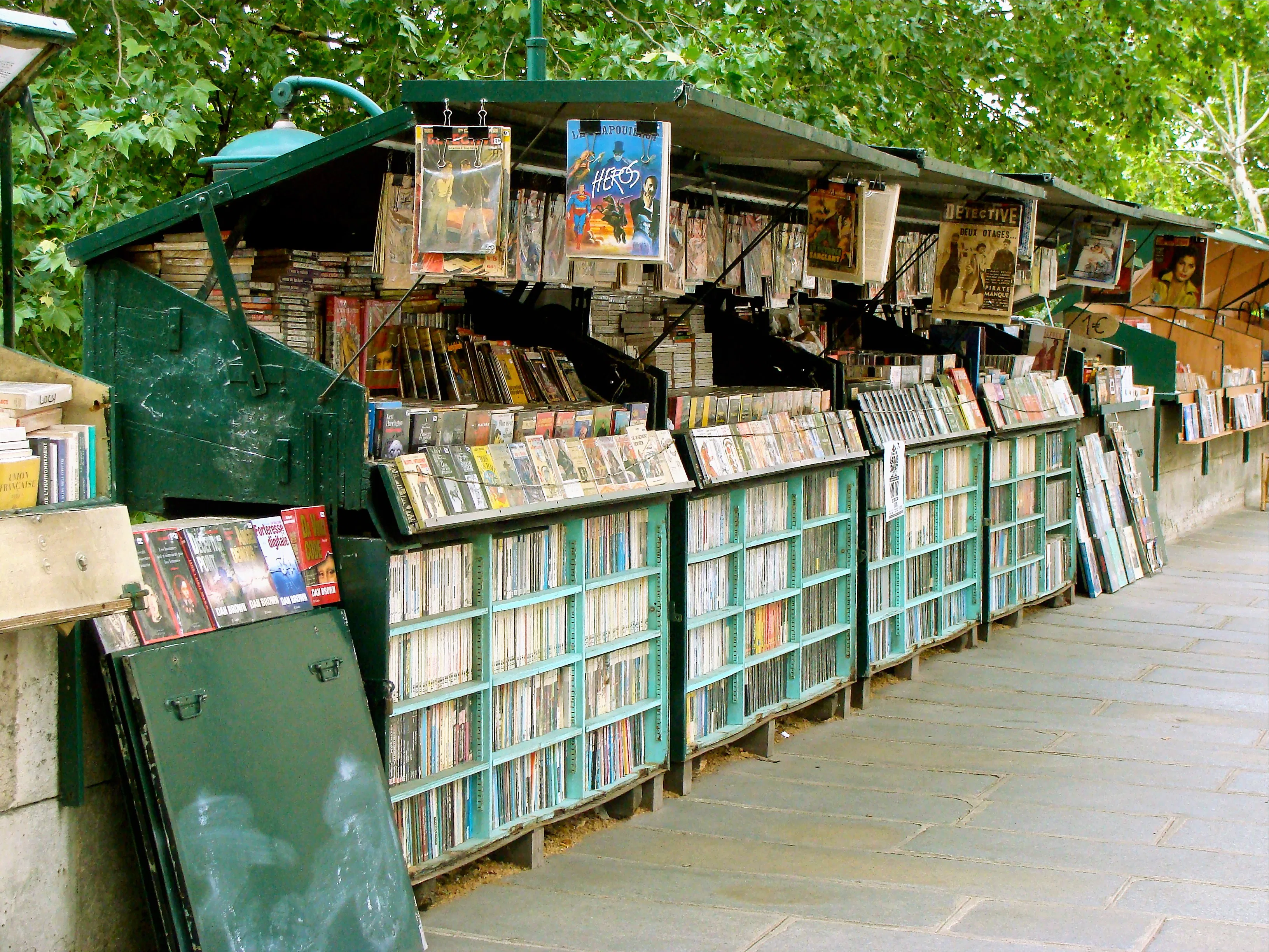 13 Literary Locations In Paris That Every Book-Lover Needs To Visit