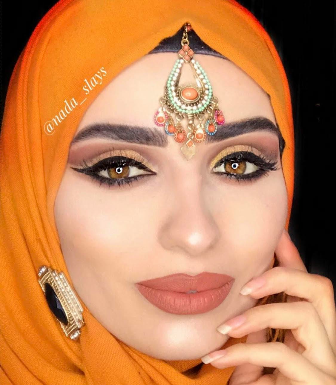 How 16 Hijabi Women Use Makeup To Express Themselves