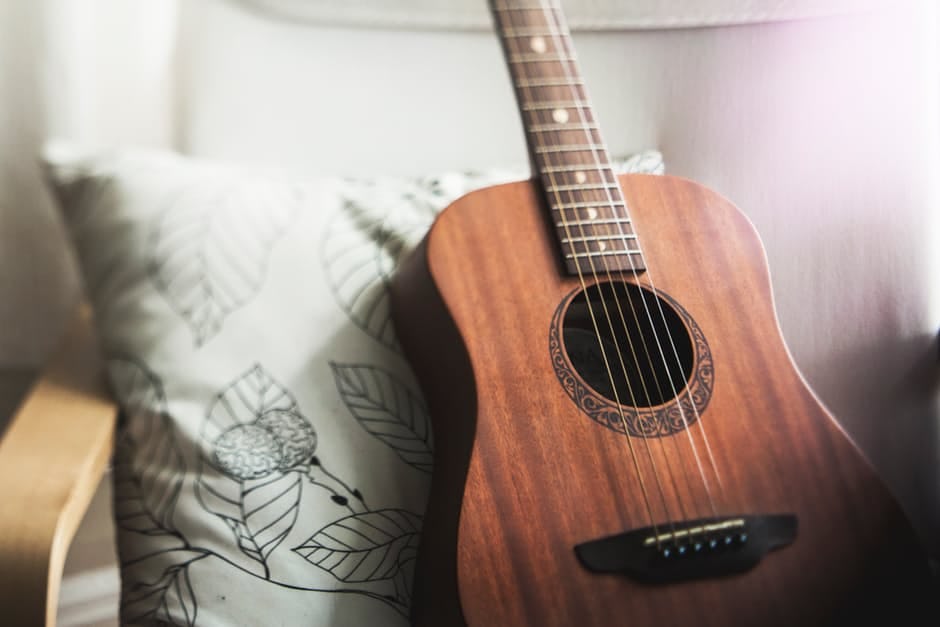 13 Soothing Hobbies To Do At Night For Better Sleep