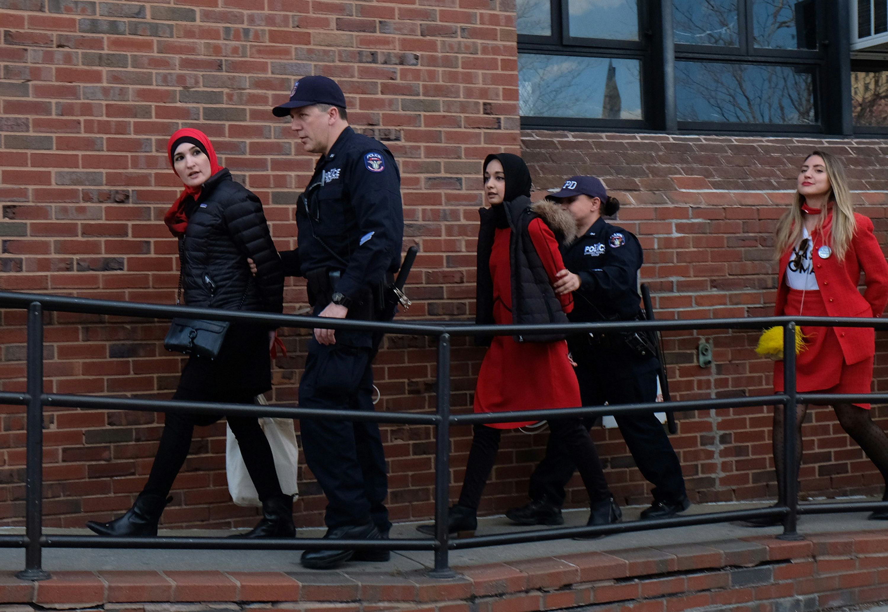 The Most Powerful Photos From The Women's Strike Show That We Will Not ...