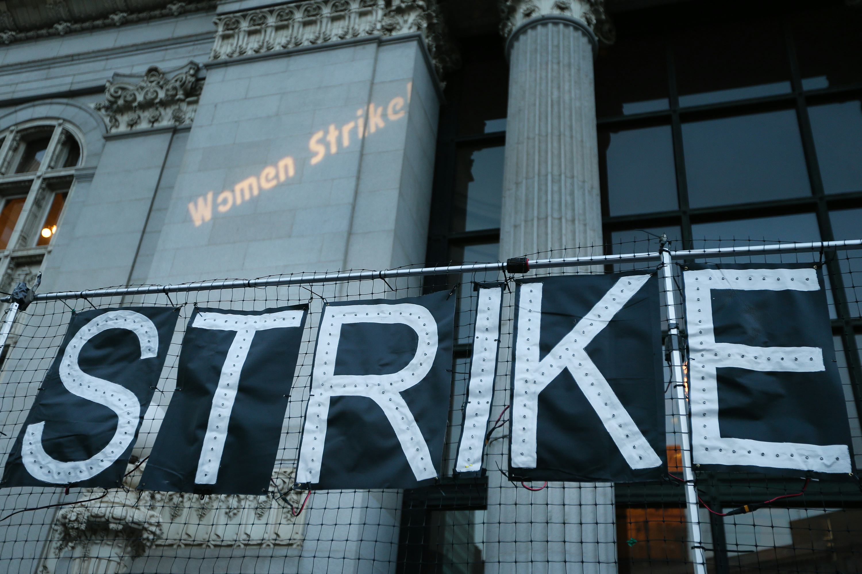 The Most Powerful Photos From The Women's Strike Show That We Will Not ...