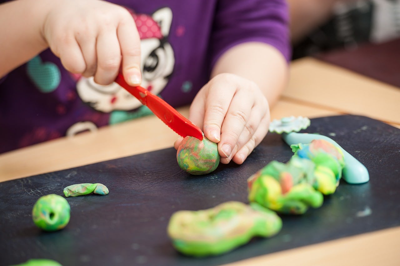 7 Safe Playdough Recipes For Kids, Because You Have Enough To Worry About