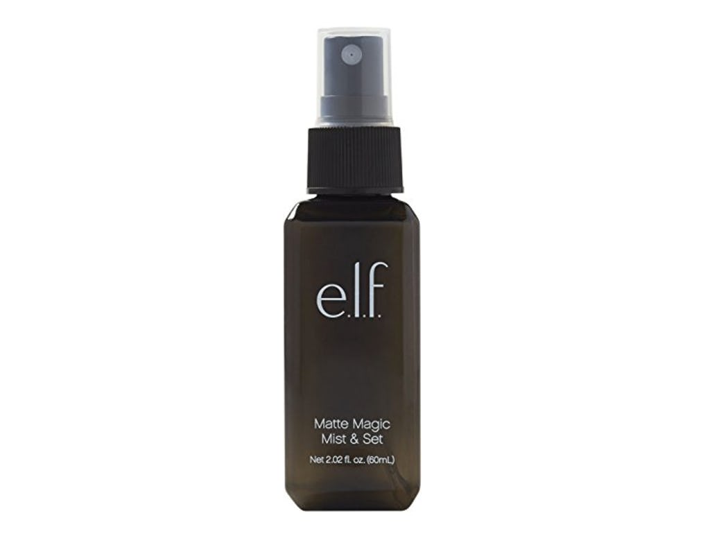 12 Mattifying Setting Sprays To Quickly Zap Oil In The Summer