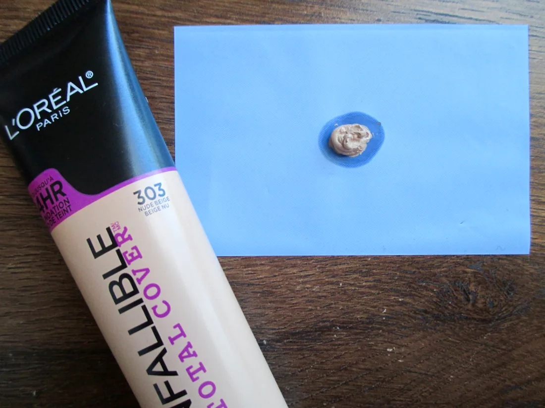 How Oily Is Your Favorite Foundation? Ranking The Dewiness Of Holy ...
