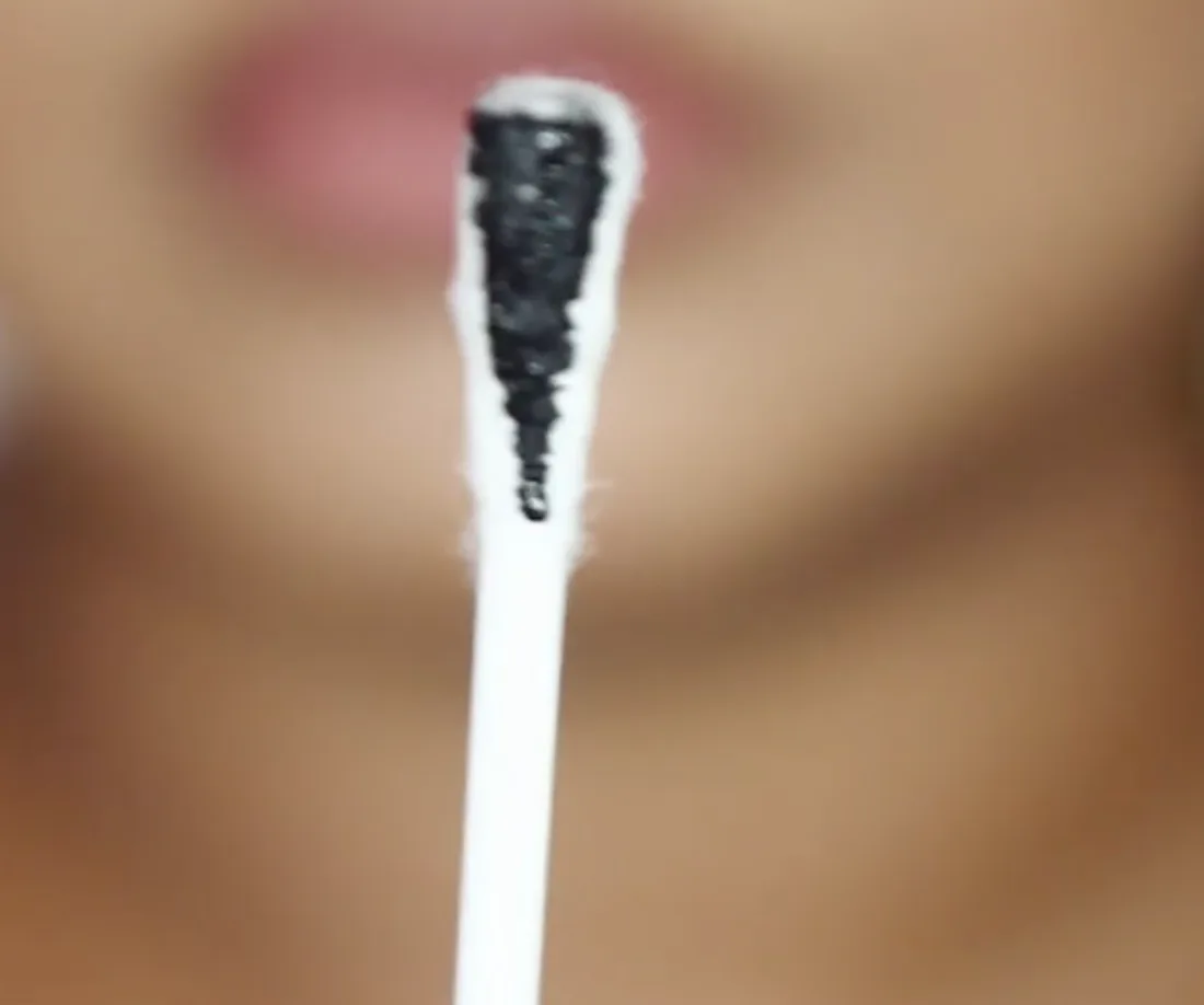 This Q-tip Liquid Eyeliner Hack Will Help Makeup Novices Achieve A ...