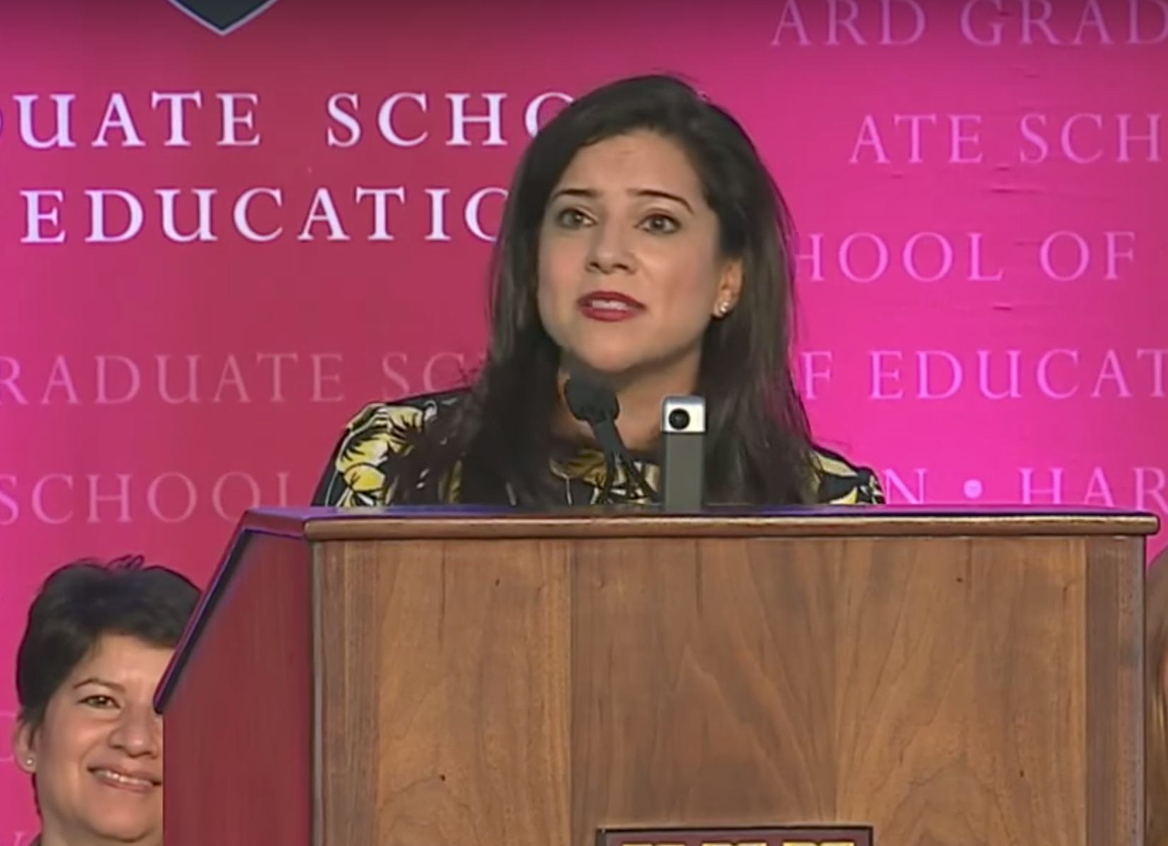 The Founder Of Girls Who Code's Advice For Raising Successful Women Is ...