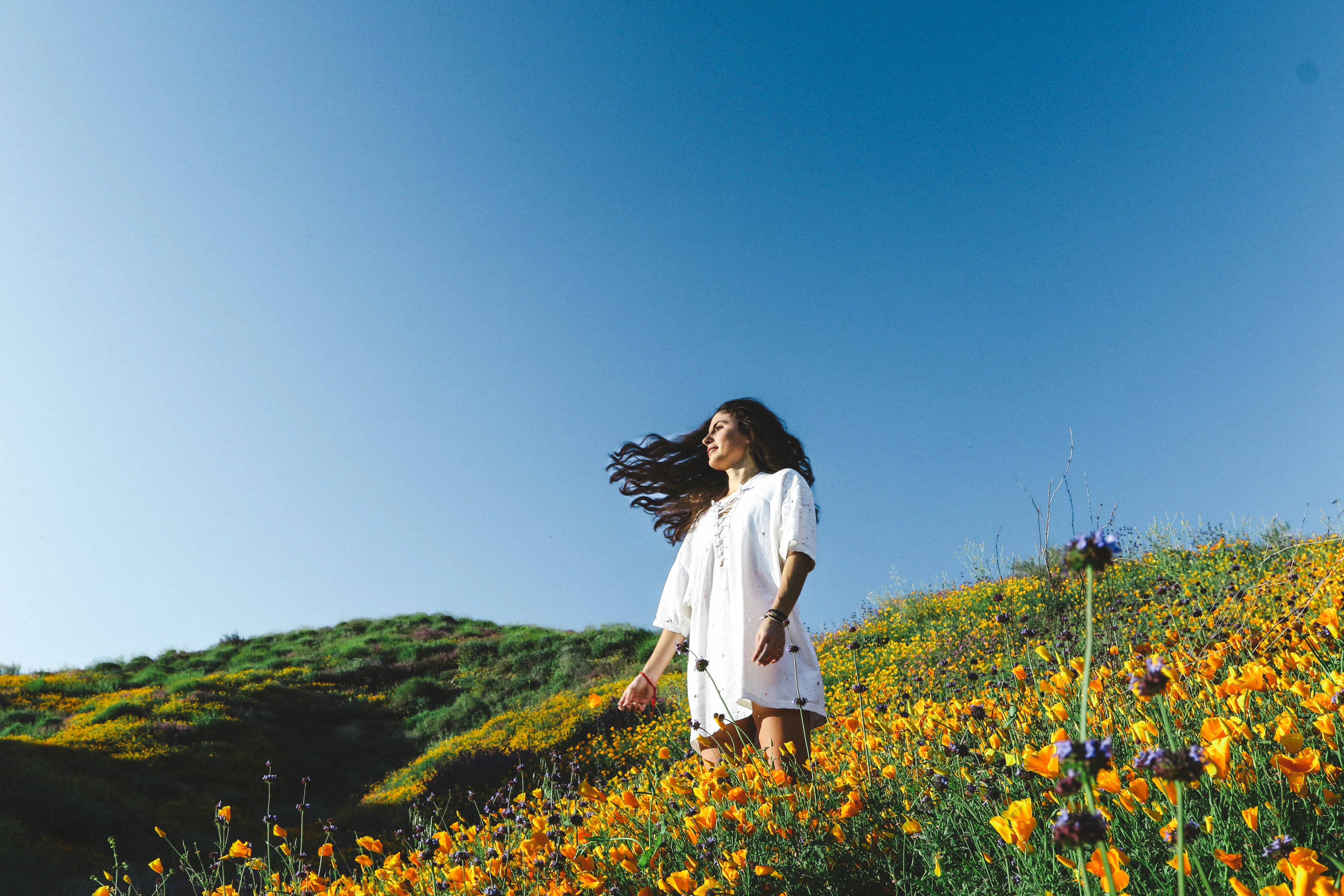 Can You Get A Sunburn Under Clothes? Here's How To Keep Every Part Of ...