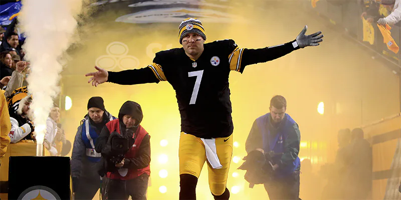 New Age Outlaws: The Top 10 NFL Quarterbacks Of Football's Modern Era
