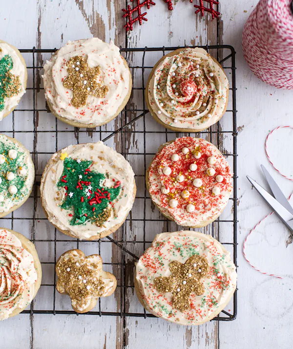 27 Desserts That Will Make Your Holiday Season Even Sweeter (Photos)