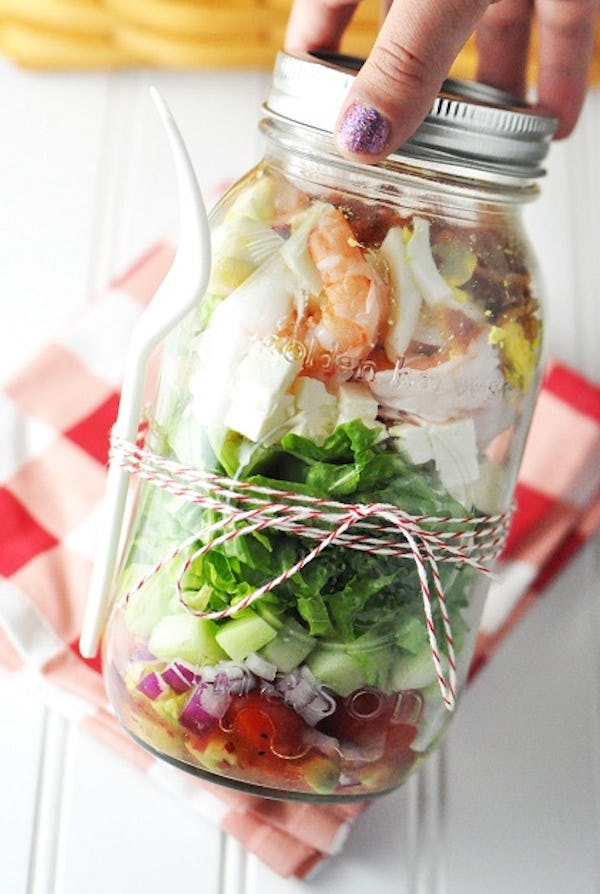 20 Healthy Mason Jar Lunches You Can Bring To Work In The New Year (Photos)