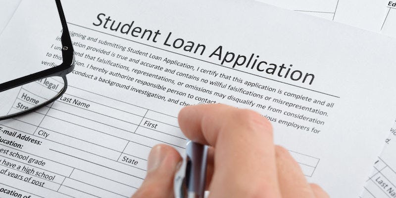 4 Things To Know About Loans If Your Paycheck Revolves Around Them