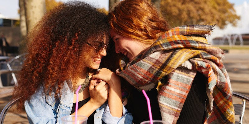 7 Ways To Tell If Your BFF Is A Legitimate 'Day One' Friend