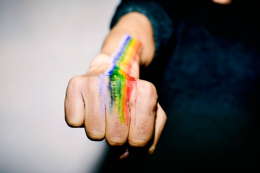 The 5 Emotional Stages Of Coming Out During College