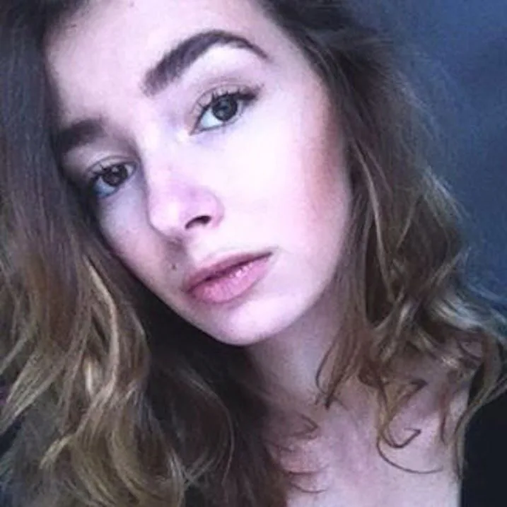 IG Model Jazz Egger Sets 'World Record' For Tinder Matches