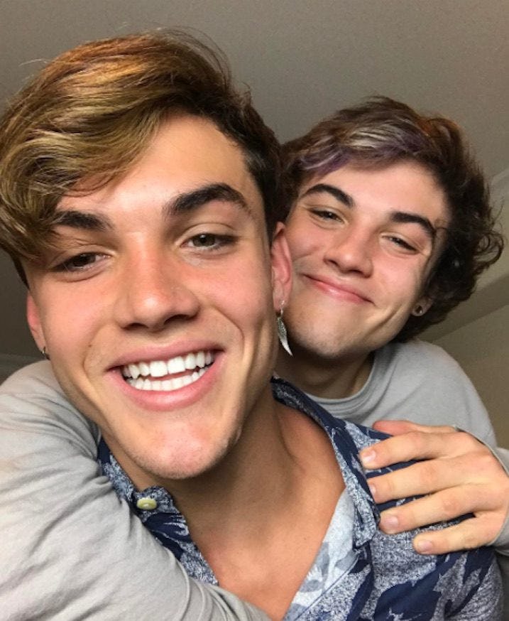 8 Instagram Famous Twins Whose Posts Will Give You Envy