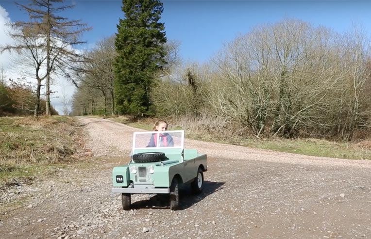 Toylander's Series 1 Is an Awesome Mini Land Rover For Kids