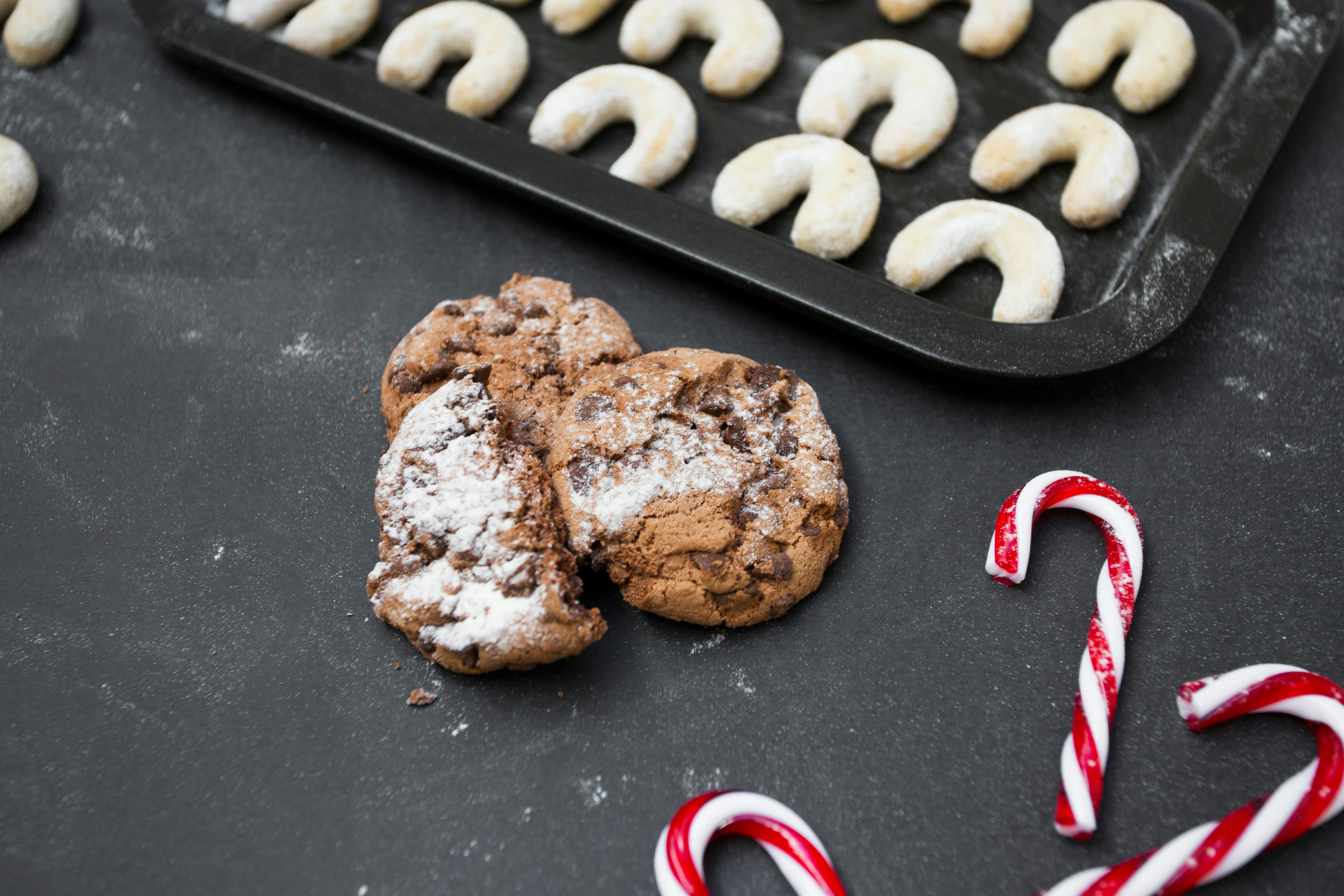 How Many Christmas Cookies Is Too Many? Economists Talk Calorie Consumption